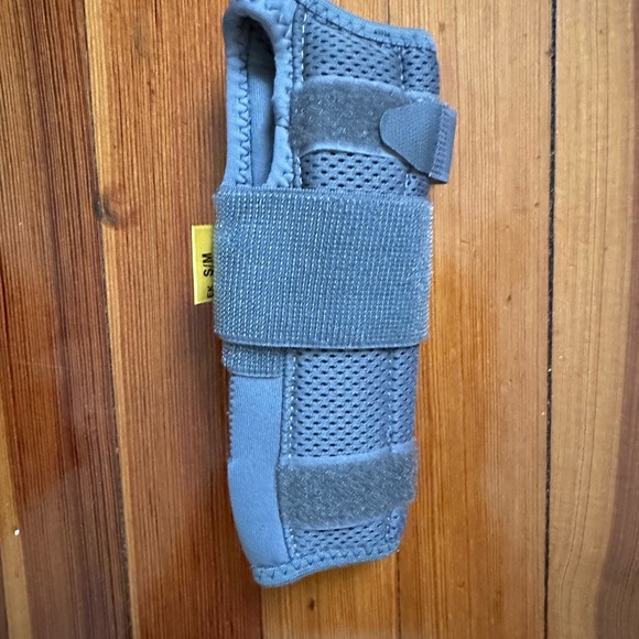 3M Futuro | Other | 3m Futuro Wrist Brace Left | Poshmark